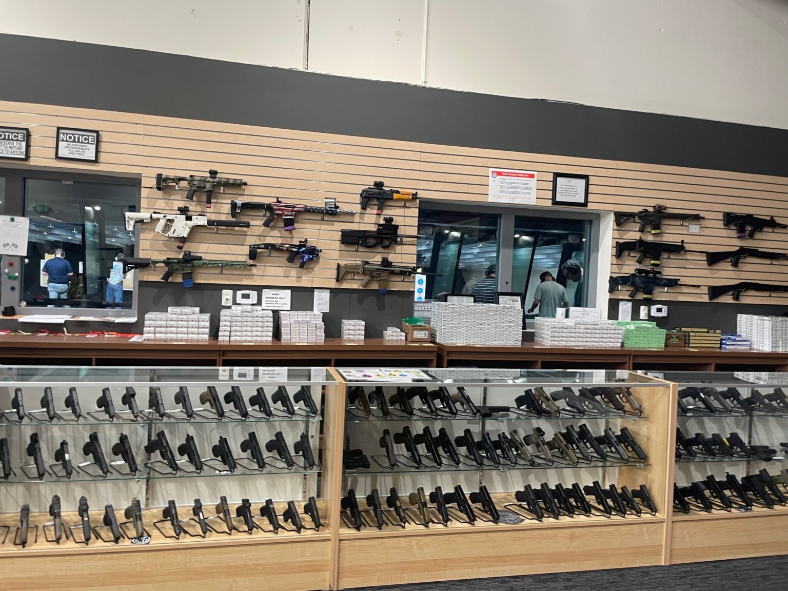 Gun Club 82Gilbert Gun Club 82 | Indoor Shooting Range | Gilbert, AZ